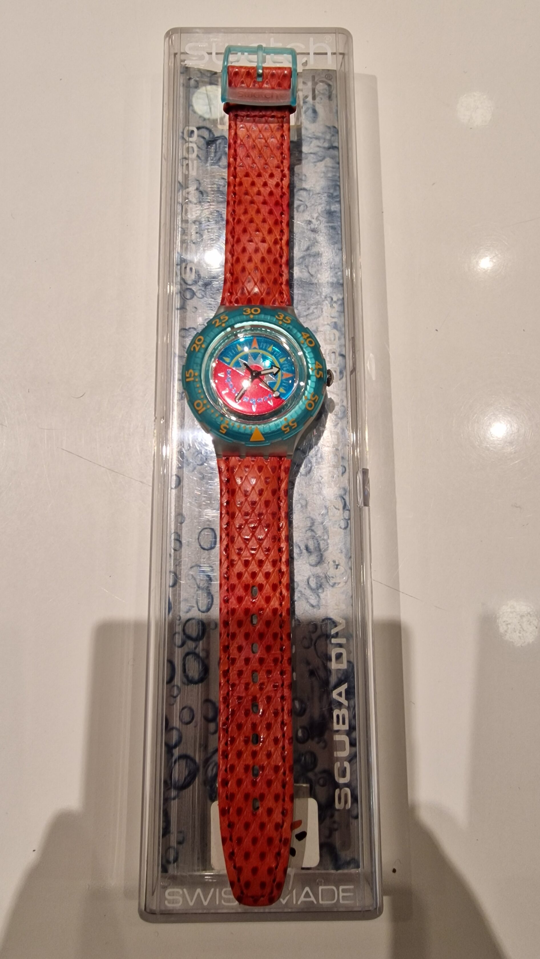 Swatch Scuba 200 Tipping Compass - Stockx juwelier